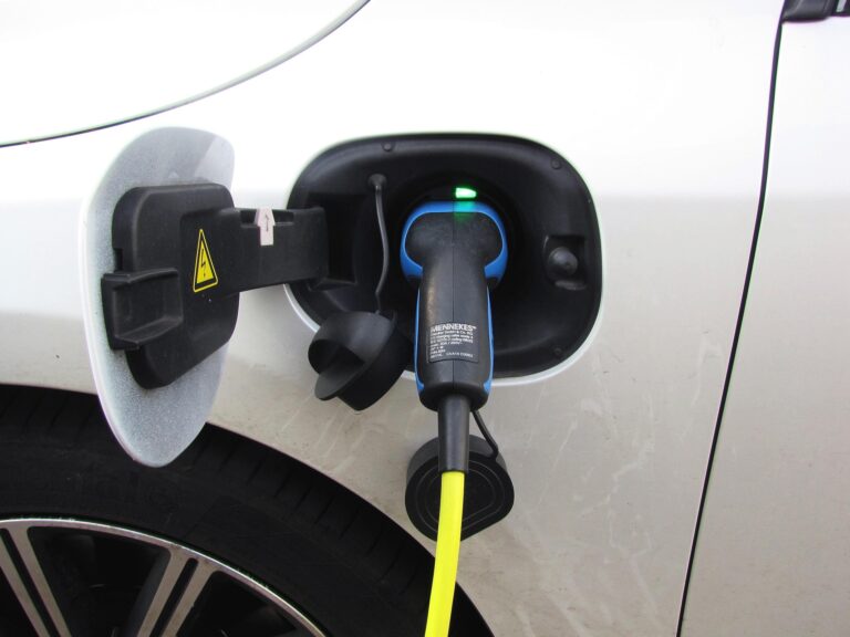 Egyre több az elektromos rolleres baleset Magyarországon – Zöld Trend